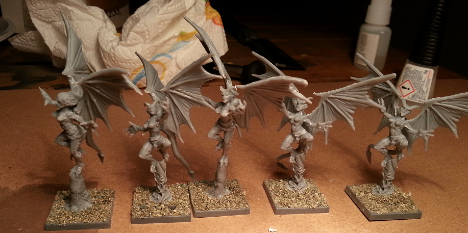 Children of the Kraken: Mantic's Gargoyles/Harpies unboxing/review