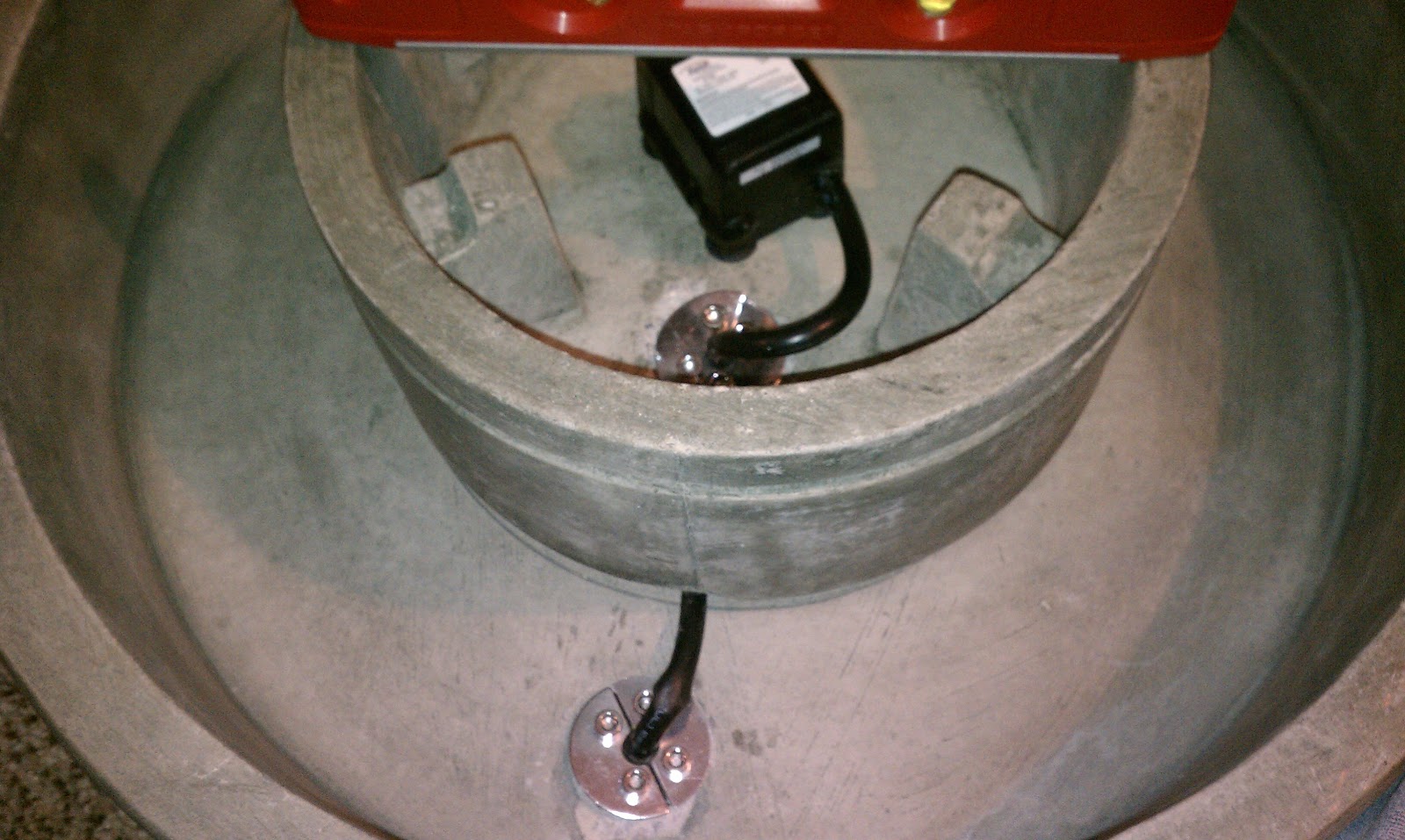 A Lucky Ladybug: Arabesque Mini Series Spa Fountain with Planter