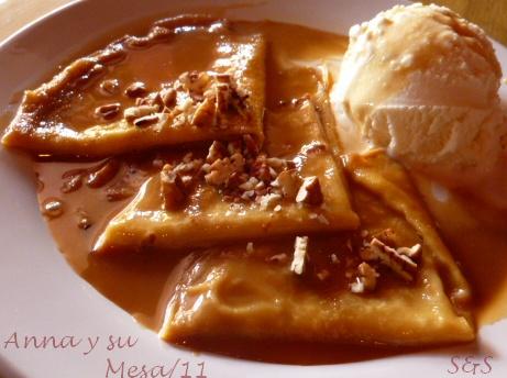 Anna y su mesa: Crepas de Cajeta con nueces y Ice Cream de Vainilla