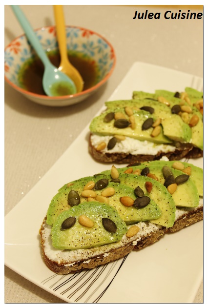 Julea Cuisine - Ma petite cuisine au quotidien: Avocado Toast : avocats ...