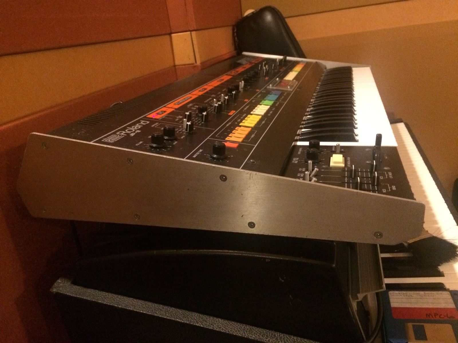 MATRIXSYNTH: Roland Jupiter 8 Synthesizer SN 050264