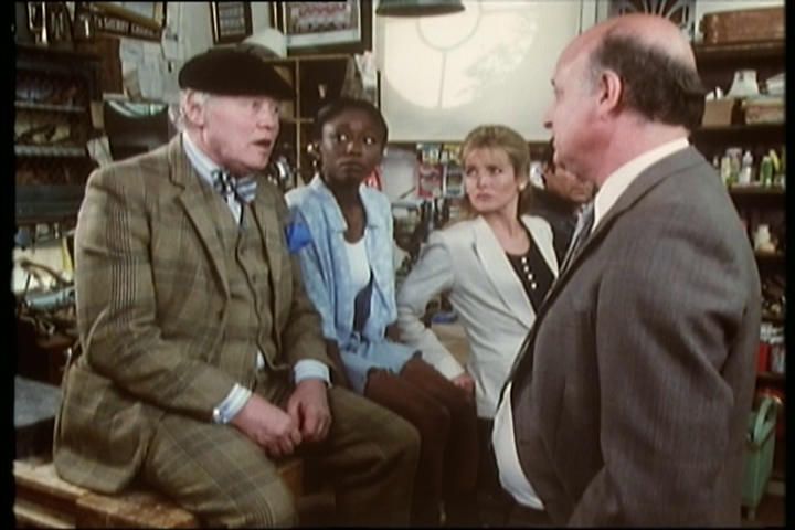 From the Archive: A British Television Blog: DVD Review: Lovejoy Series 6