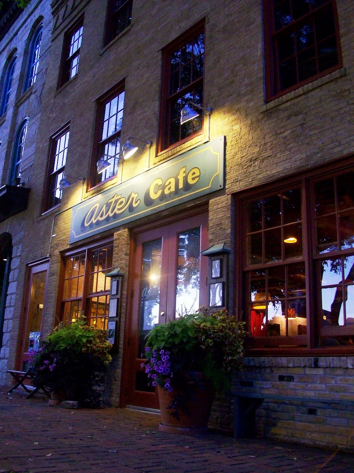 Table for Two: Aster Cafe