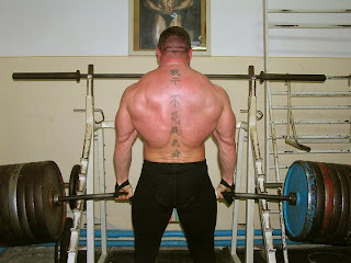 the beauty of male muscle: Derrick