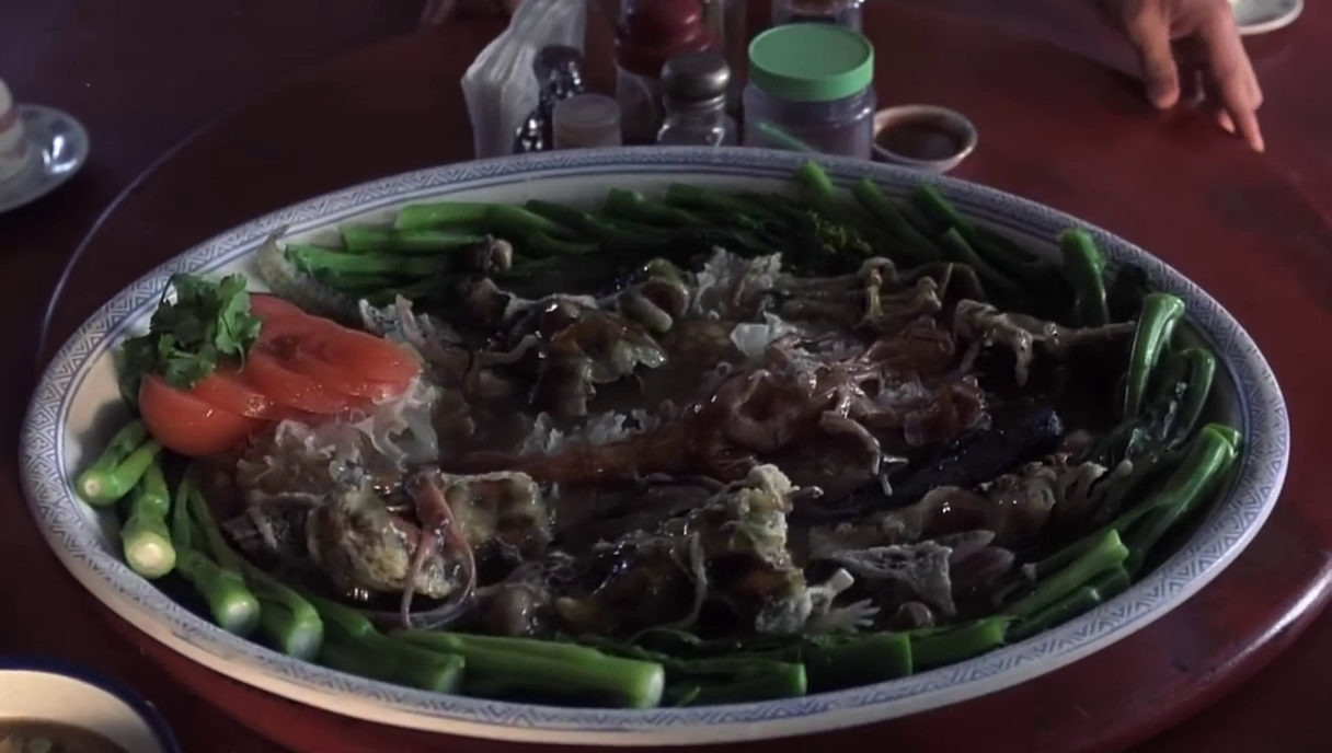 nomnomMovies: #Mutant food from ExistenZ