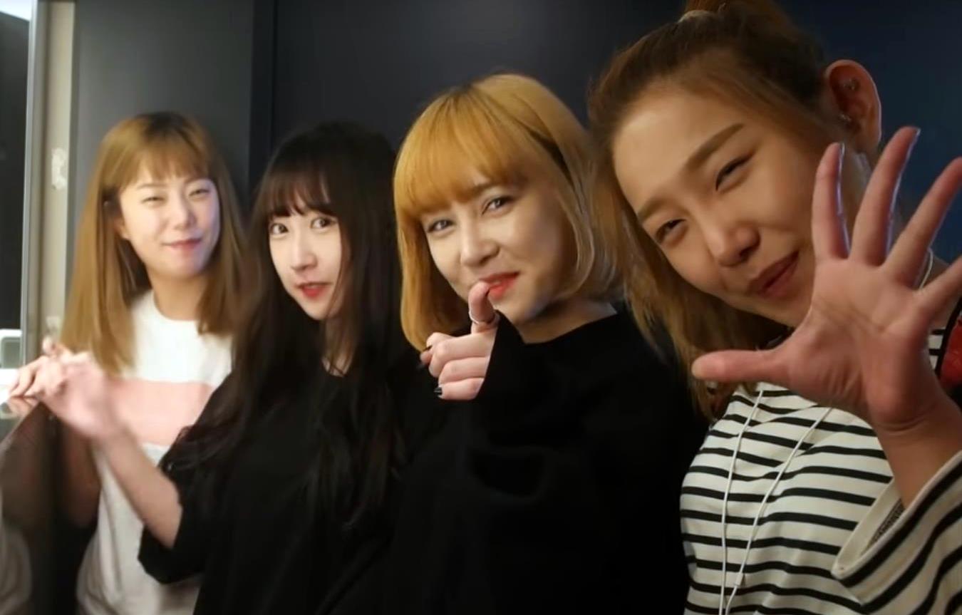 SixBomb, el grupo coreano que grabó videoclips antes y después de sus ...