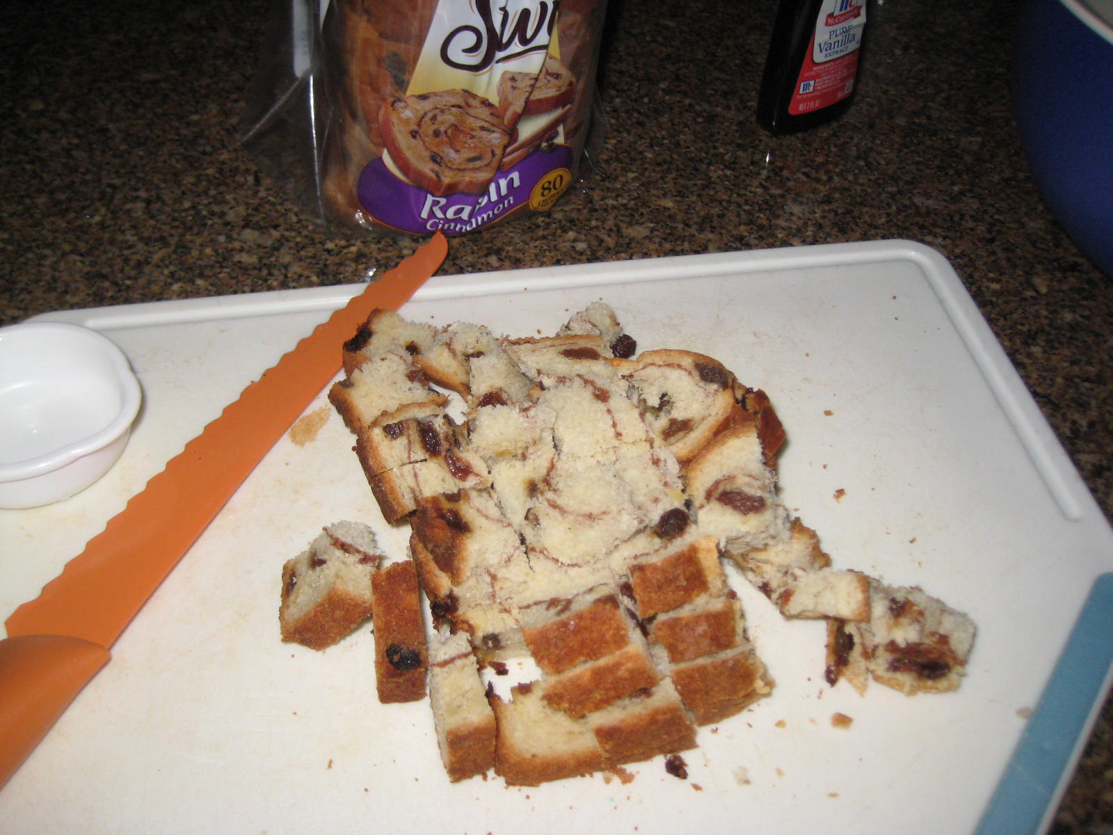 Creative Party Ideas by Cheryl: Bread Pudding Cupcakes with Cinnamon ...