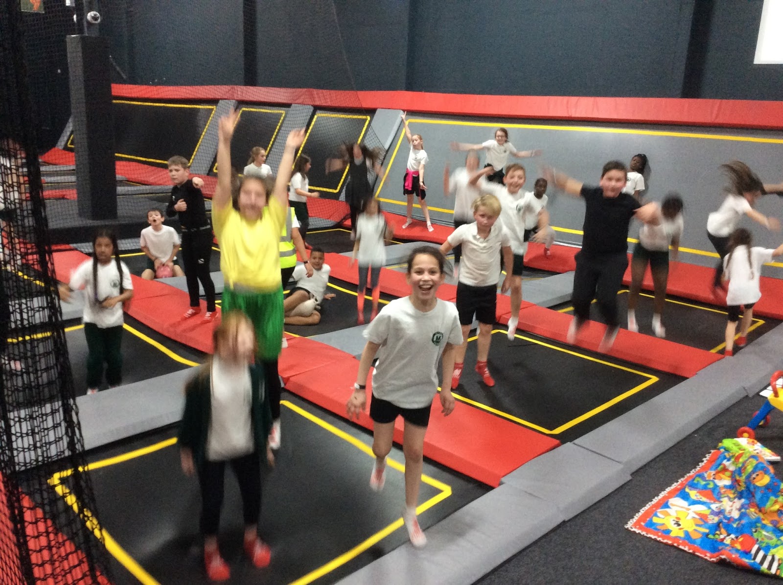 Mead Primary: Attendance league winners visit Jump Evolution!