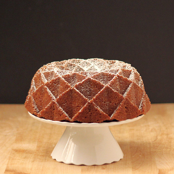 Cookistry: Butterscotch Cake and a Diamond Pan