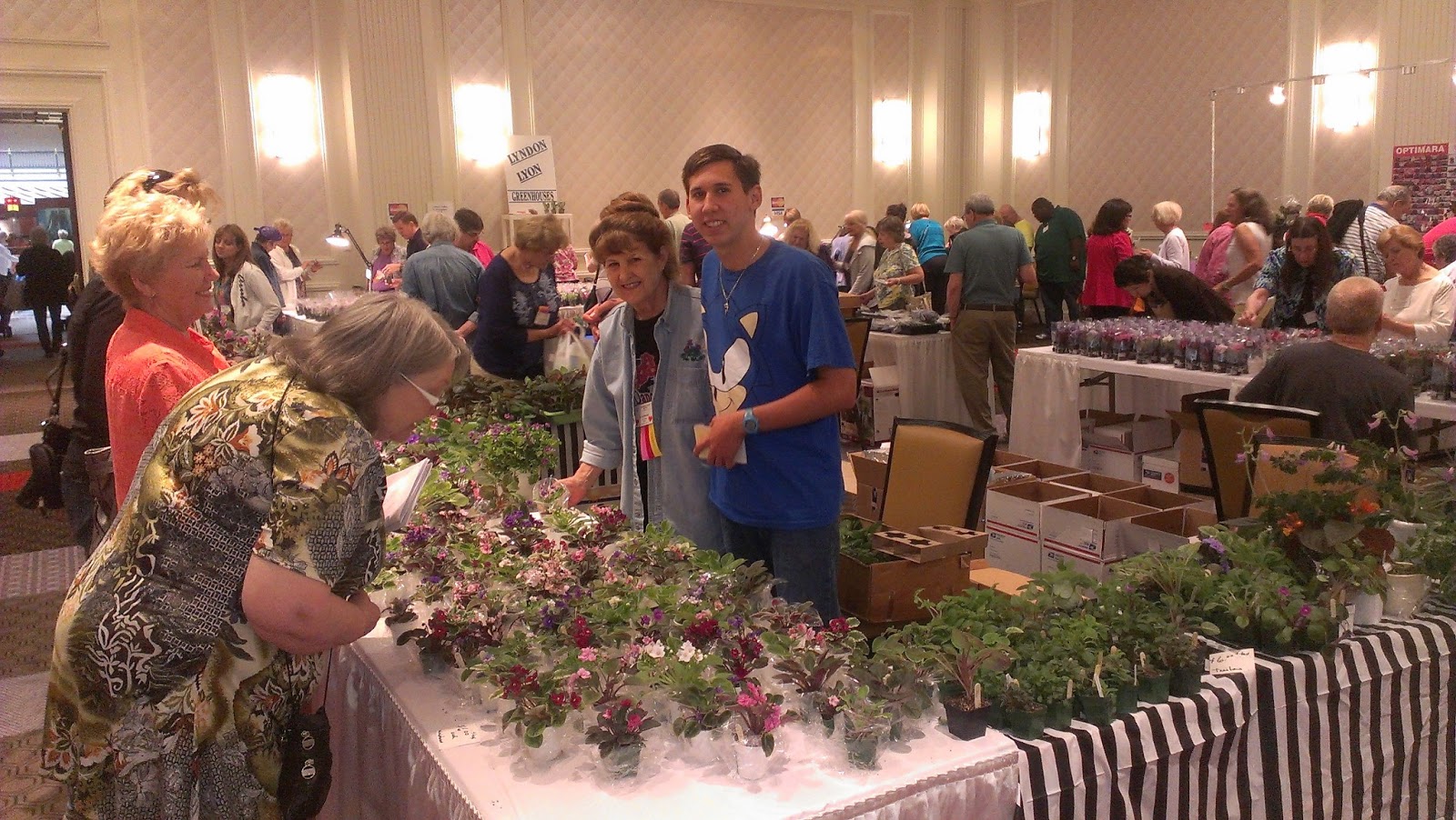 Fuzzy Foliage: Vendors!!