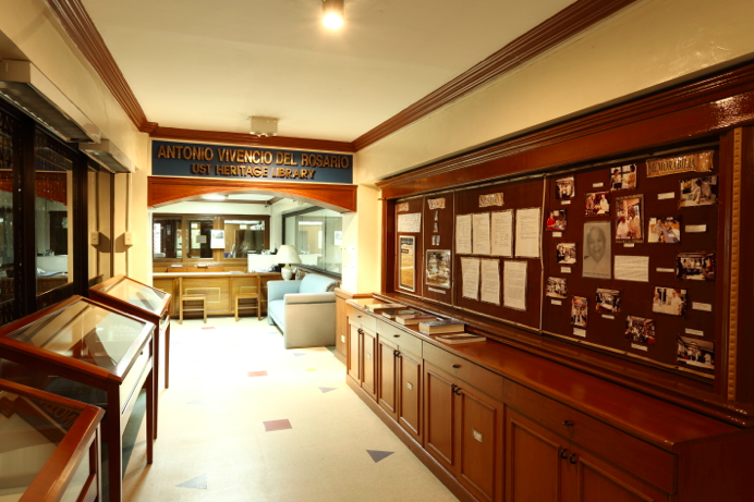 Manila Library Tour: University of Santo Tomas