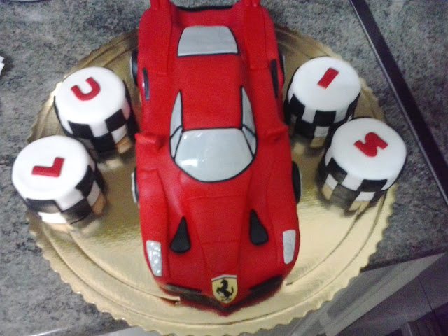 Galletas con corazón: FERRARI