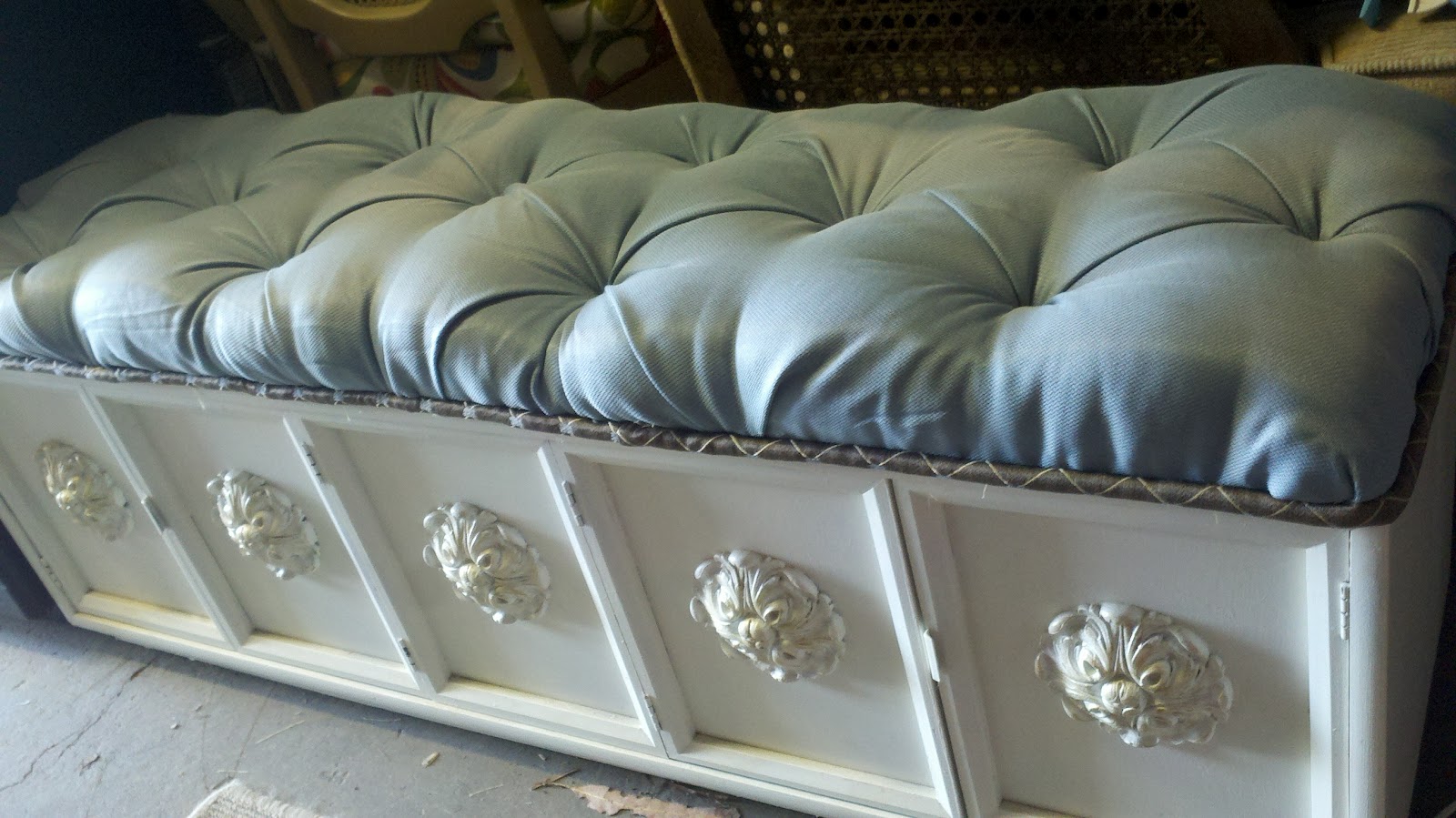 Treasured Rubbish: Benched! DIY Bench & Diamond Tuft...Thrifty Find $10