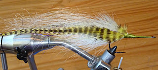 Strip-n-Twitch: Fly Tying