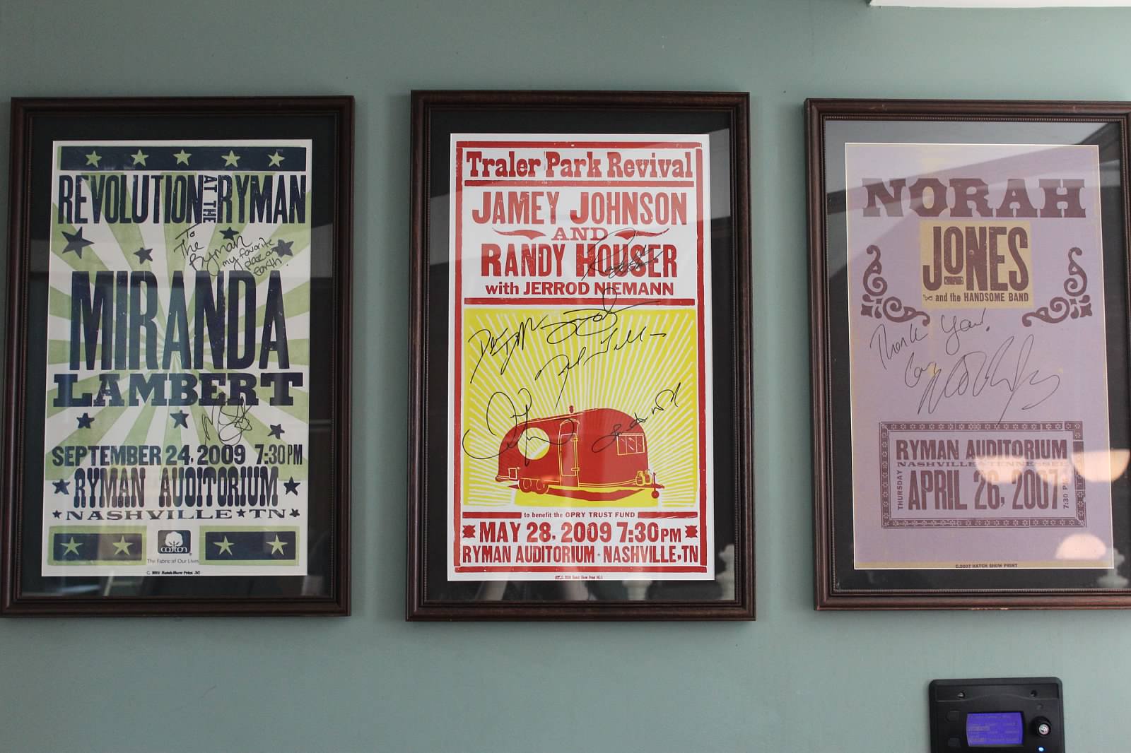 Specs and Wings: Hatch Show Print