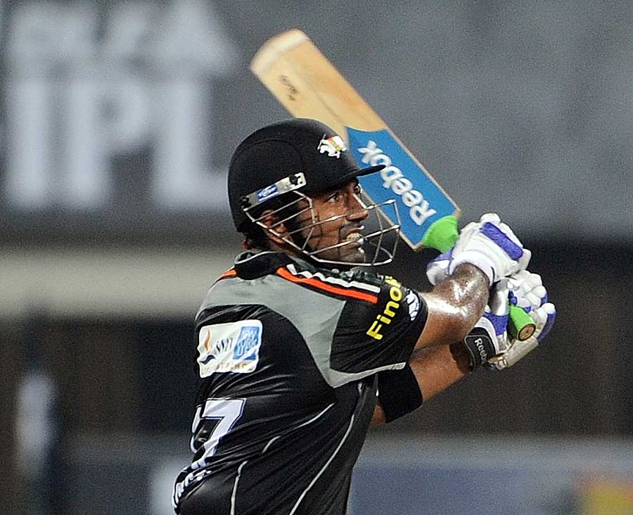 Latest Sports Updates: April 2011