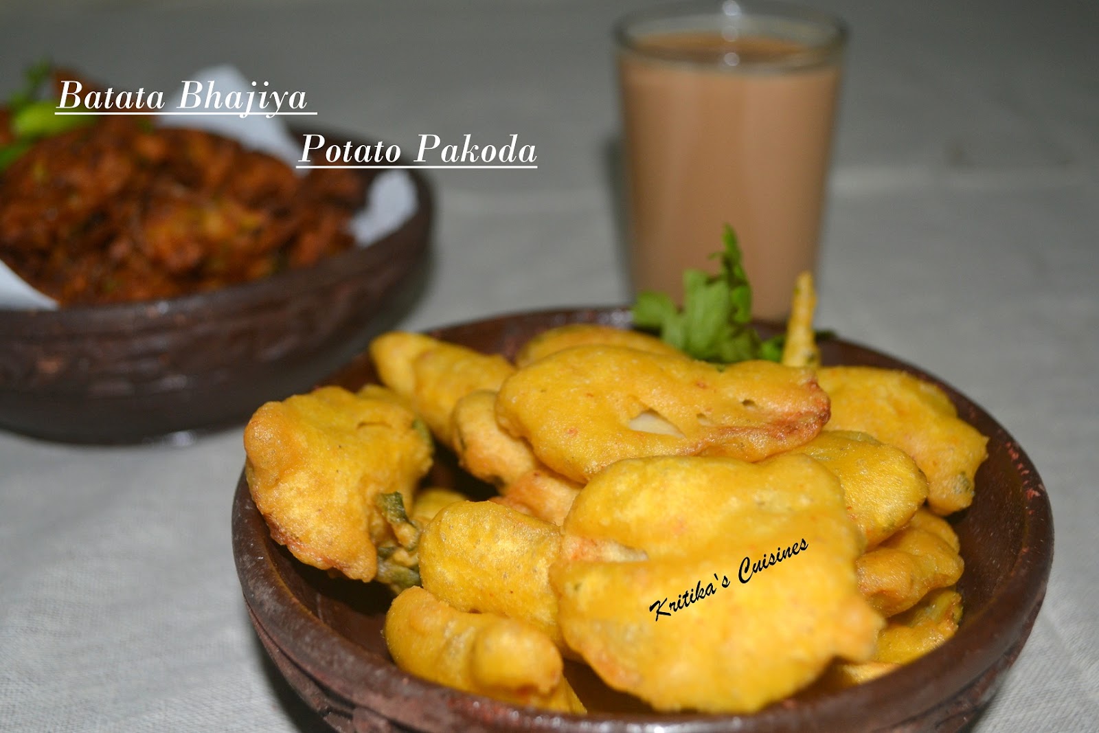 Kritika's Cuisine: Batata Bhajiya ( Potato Pakoda)