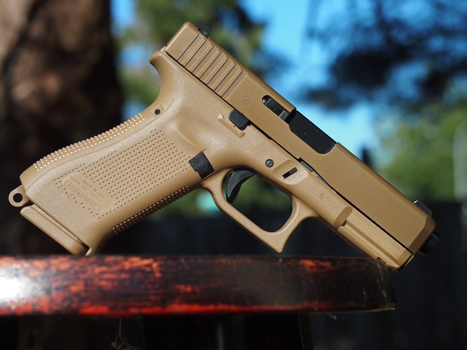 Mister Donut's Firearms Blog: Glock 19x Canadian version