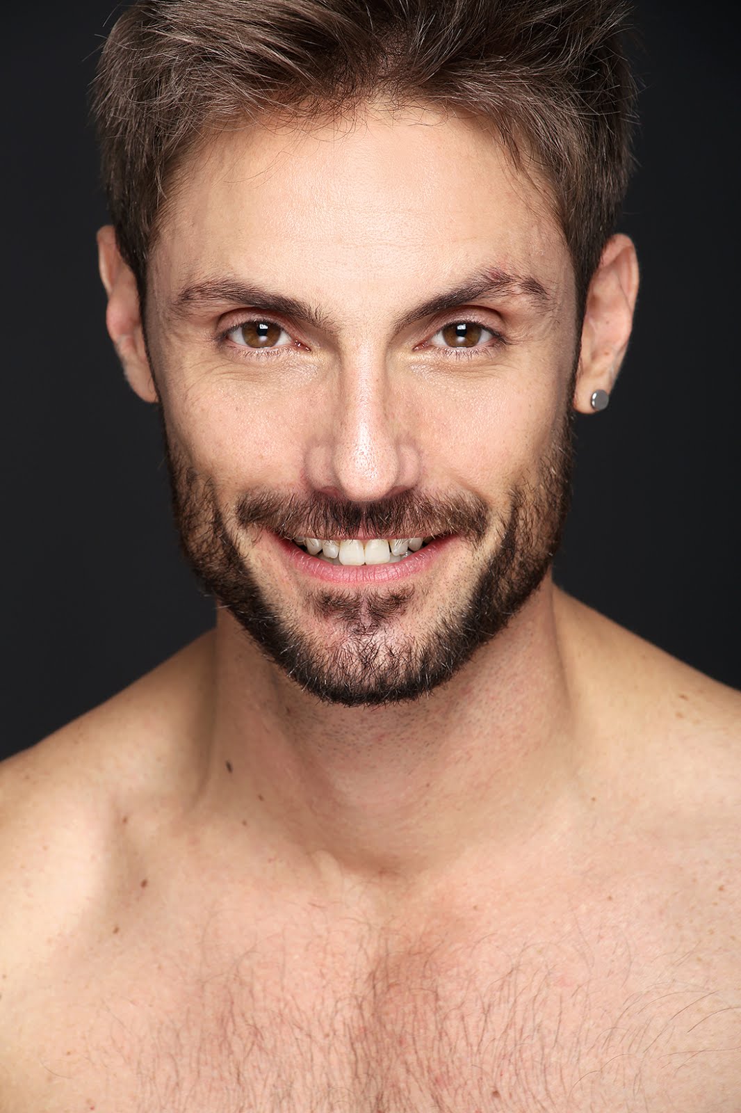 The Naked Code: Alex Brizuela by Oscar Valle