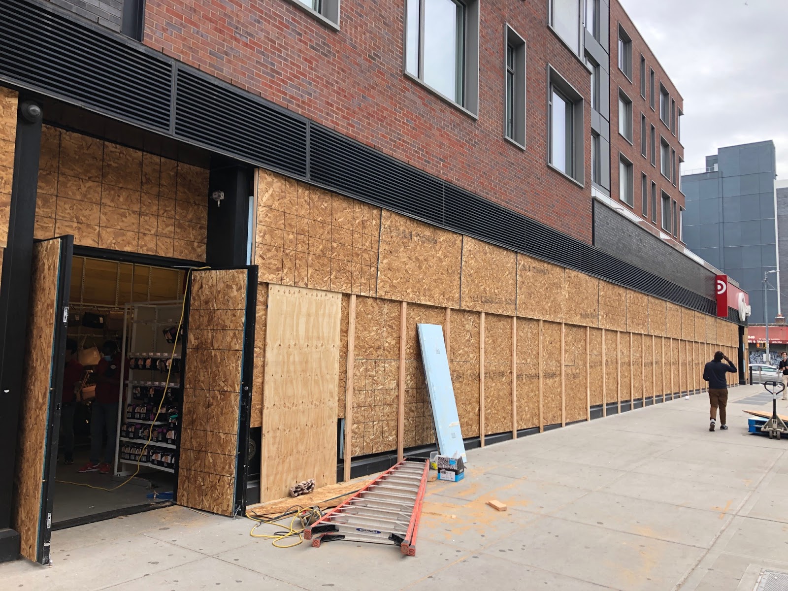 EV Grieve: Plywood report: How neighborhood businesses are protecting ...