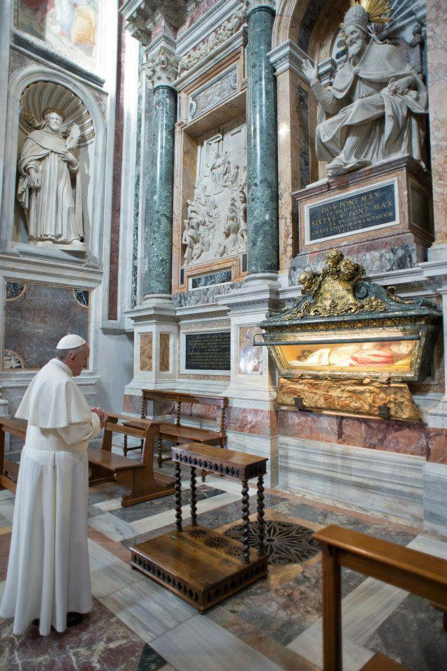 Holy Father prays at the tomb of Pope St Pius V