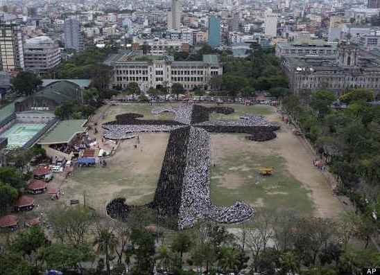 Dominican Idaho: World's Largest Human Cross