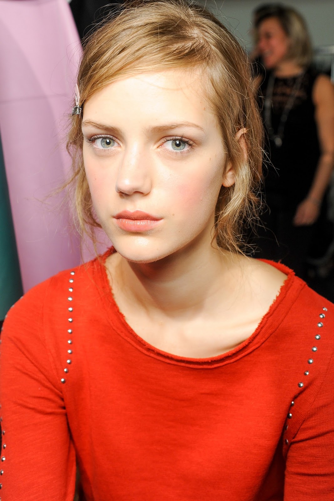 Esther Heesch : Interviewed by INOUBLIABLE model army | About A Girl...