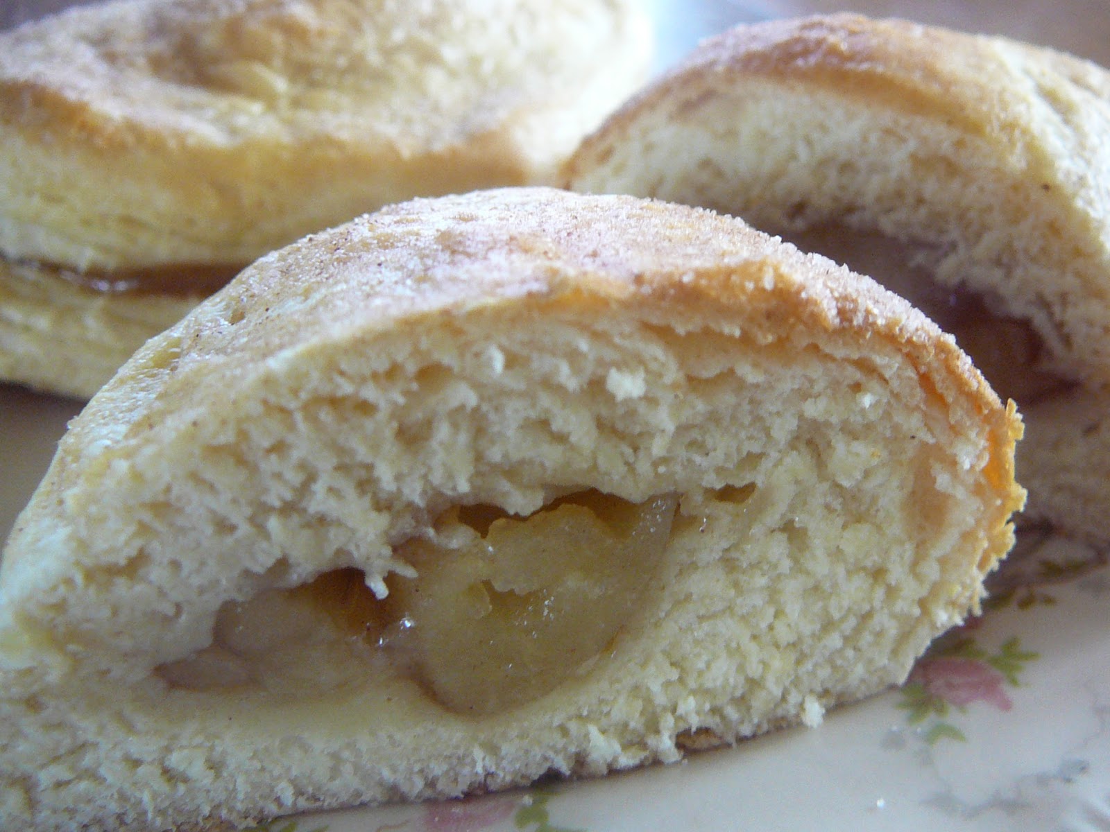 The Hidden Pantry: Double Quick Apple Buns Sprinkled with Cinnamon Sugar