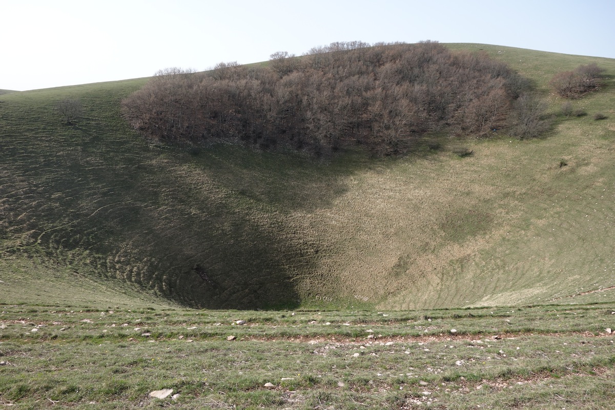 Peace of Tau: Hiking Mount Subasio