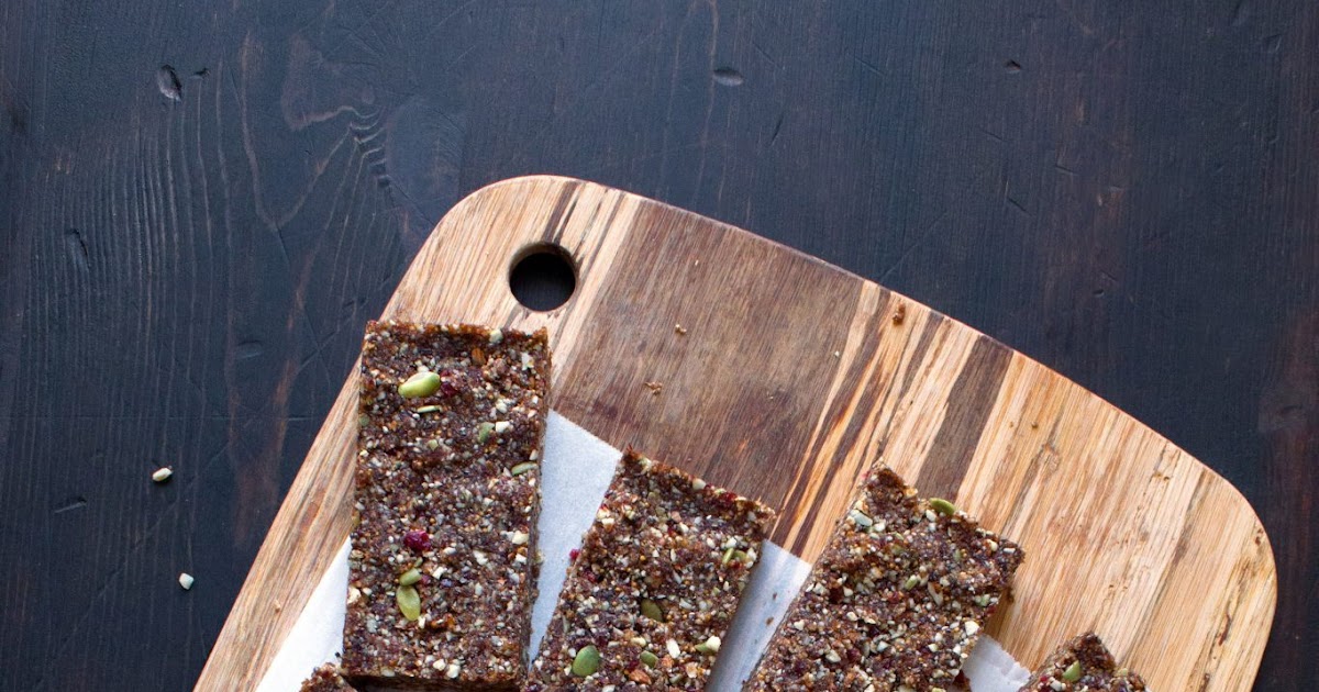 Raw Fig and Nut Bars - Recipes My Era