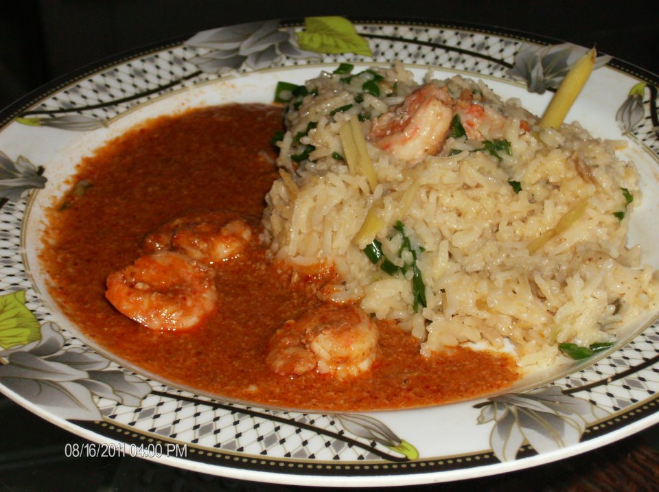 Foodies diary: Thai Prawn Red curry and Thai Fragrant rice with Prawns