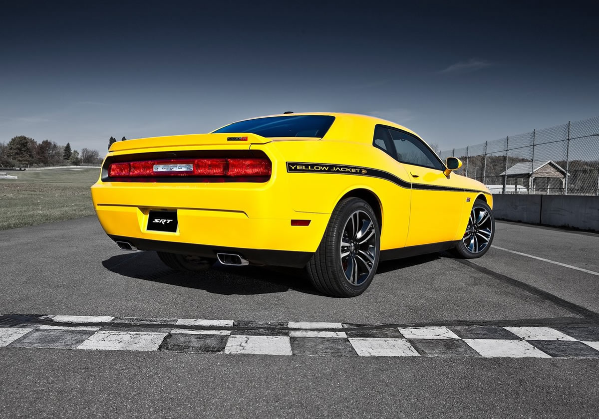 Fotos e Imagens de Carros: Fotos do Carro Dodge Challenger SRT8 392