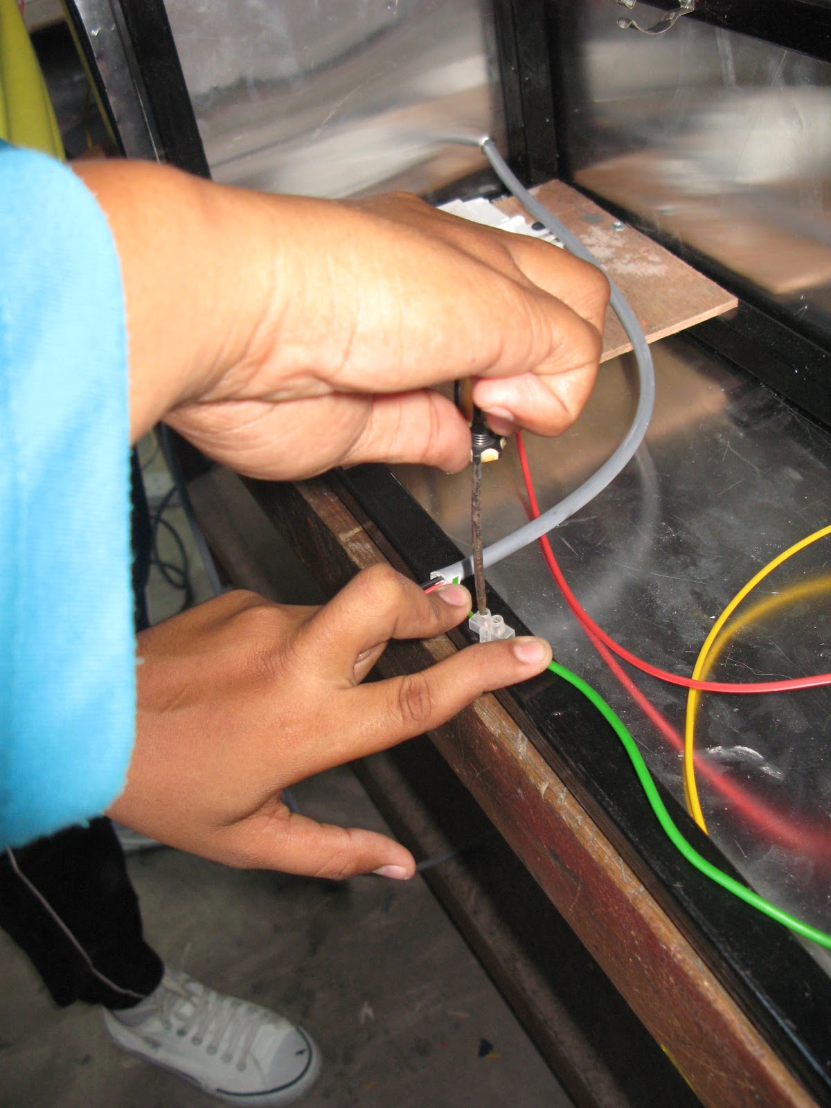 Seni Reka Tanda SMKSI: Papan Tanda Berlampu