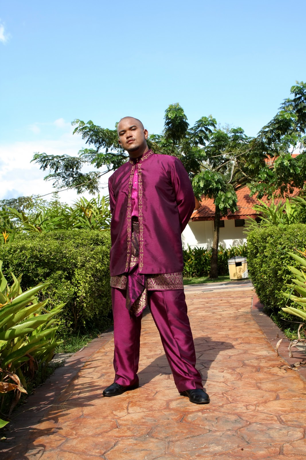 Perfectly Refined Resources: Wedding Azlan Meet Uncle Hussein (Azlan ...