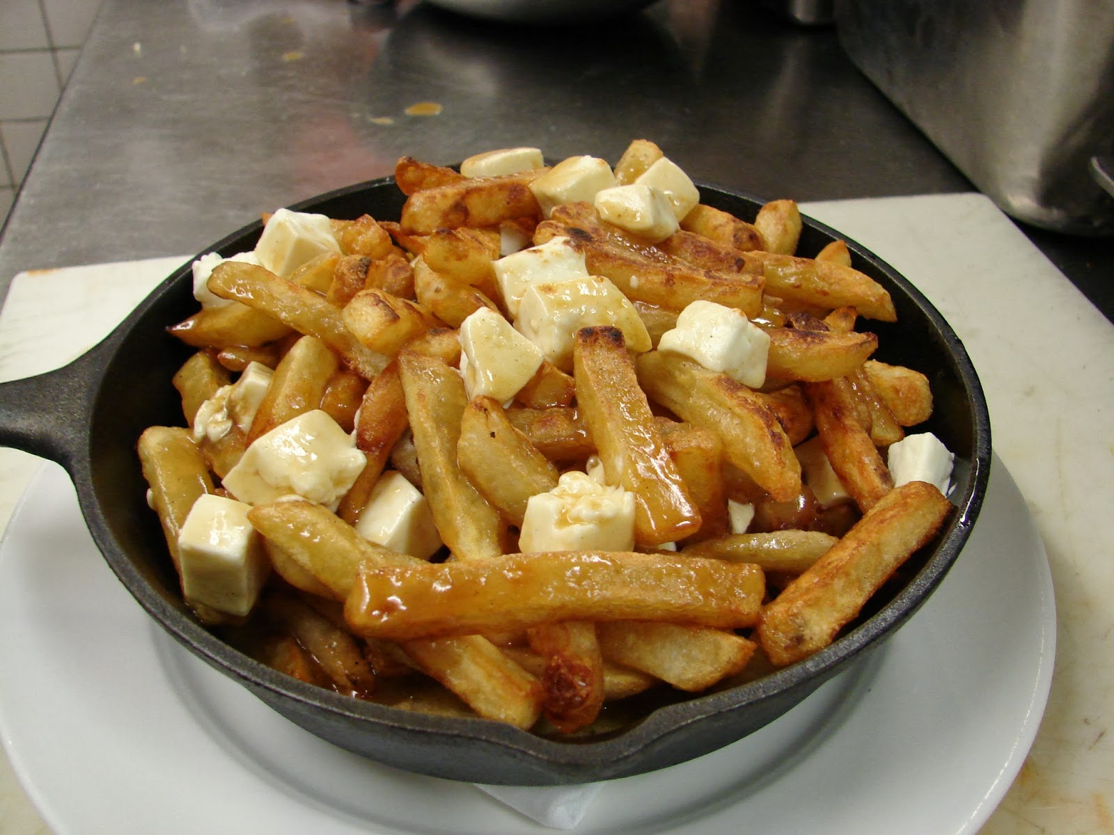 Sandra Scott's Travel Columns: Make Poutine - A Canadian Favorite