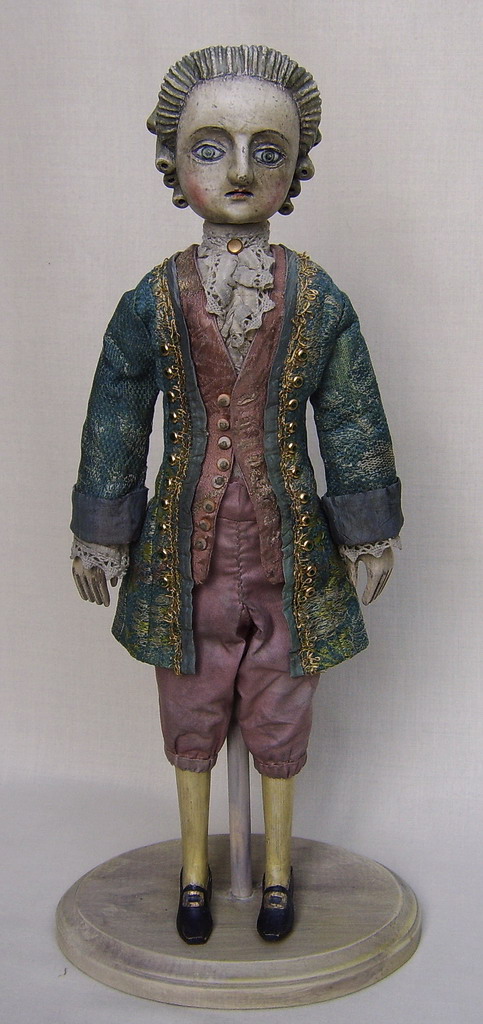 The Old Pretenders: Our Male French Court Doll