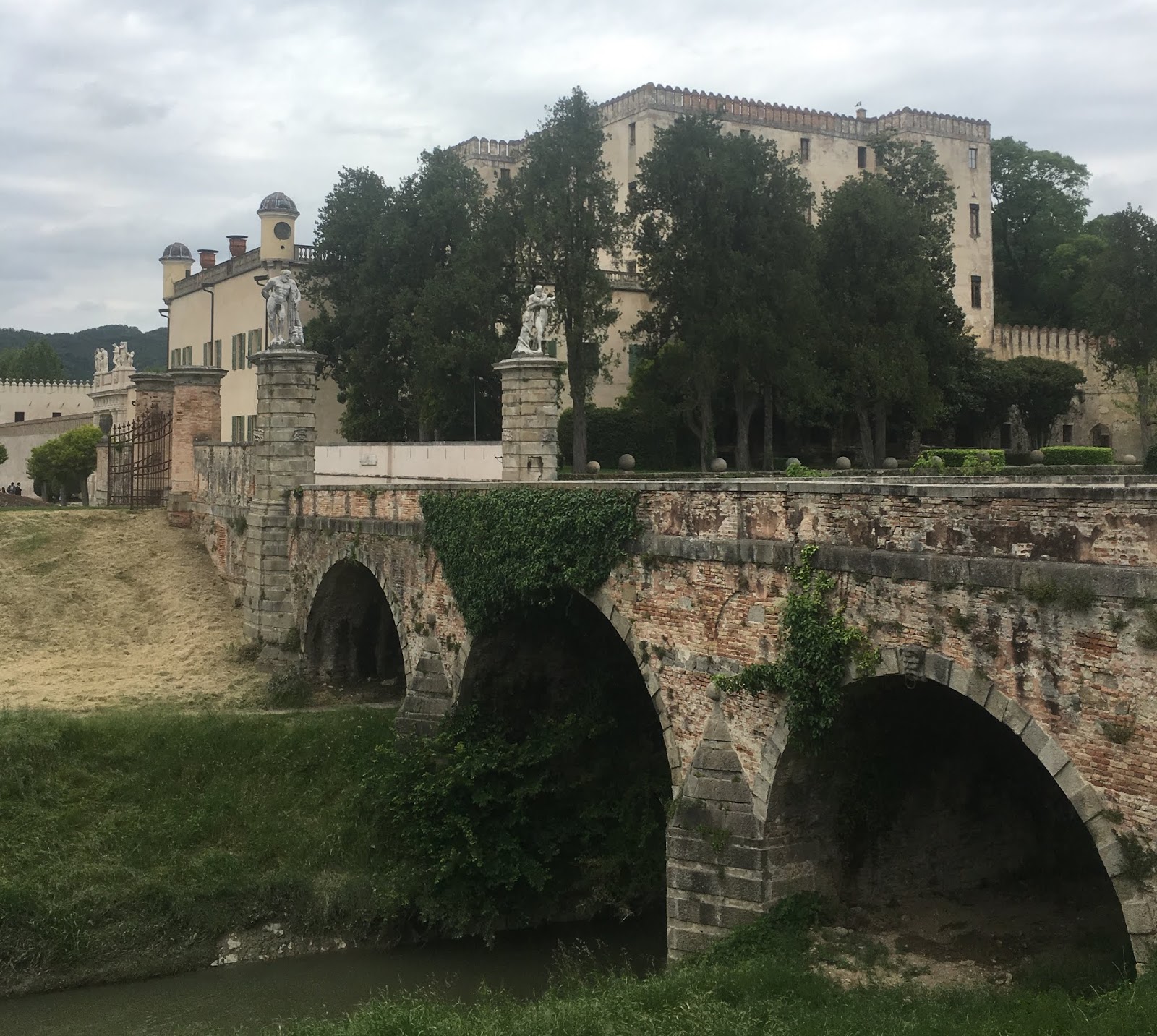 Giri in moto nel Veneto. Padova e le sue città murate: Este, Montagnana ...