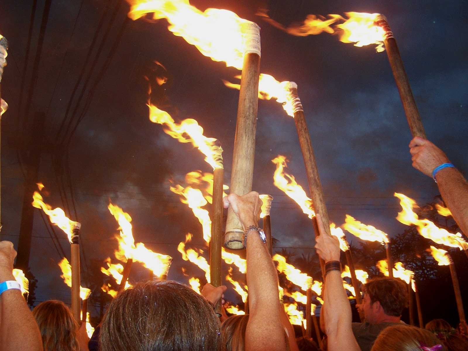 Donnelly Oceantics: MORE HOW IT WORKS: PAST CANOE RACES