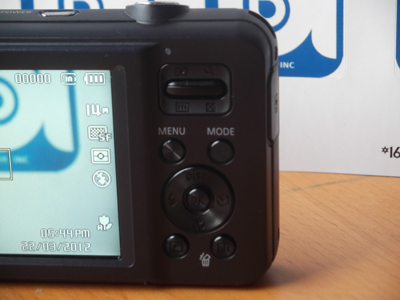 BerryBerry-Inc: Samsung ES75 Digital Camera