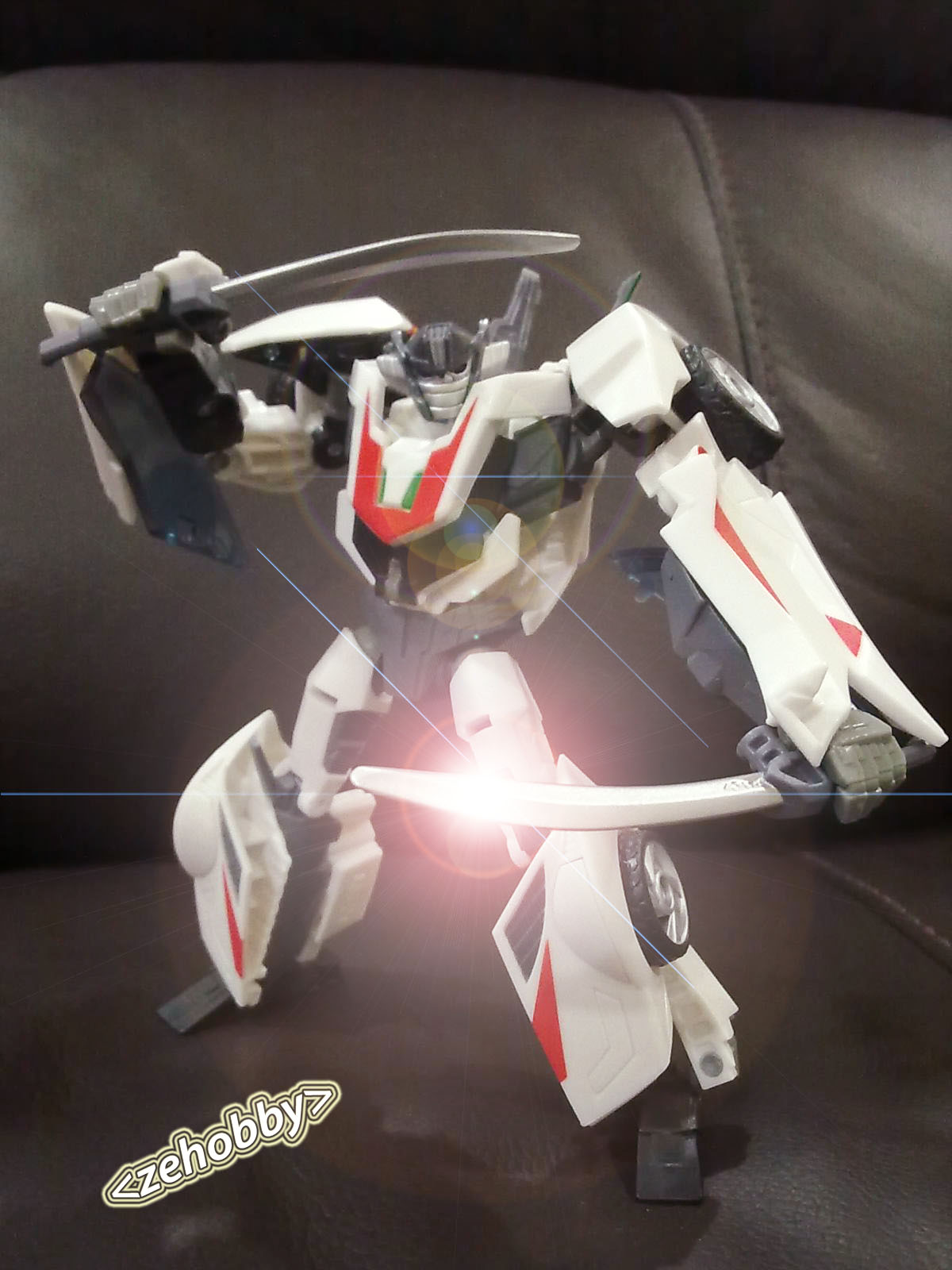 Zehobby: ~ Transformers Prime Wheeljack (Robot mode)