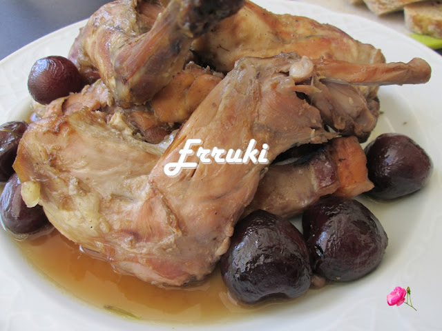 Erruki Laurel: Conejo con cerezas