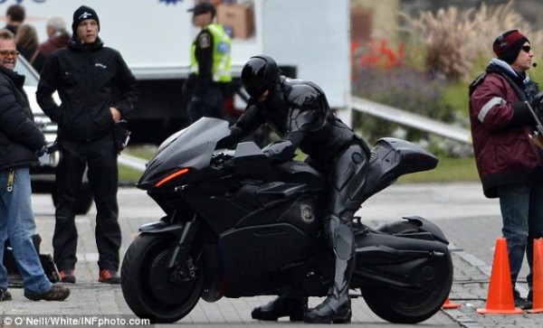 MOTO NOVO ROBOCOP 2013 - PRIMEIRAS FOTOS, IMAGENS