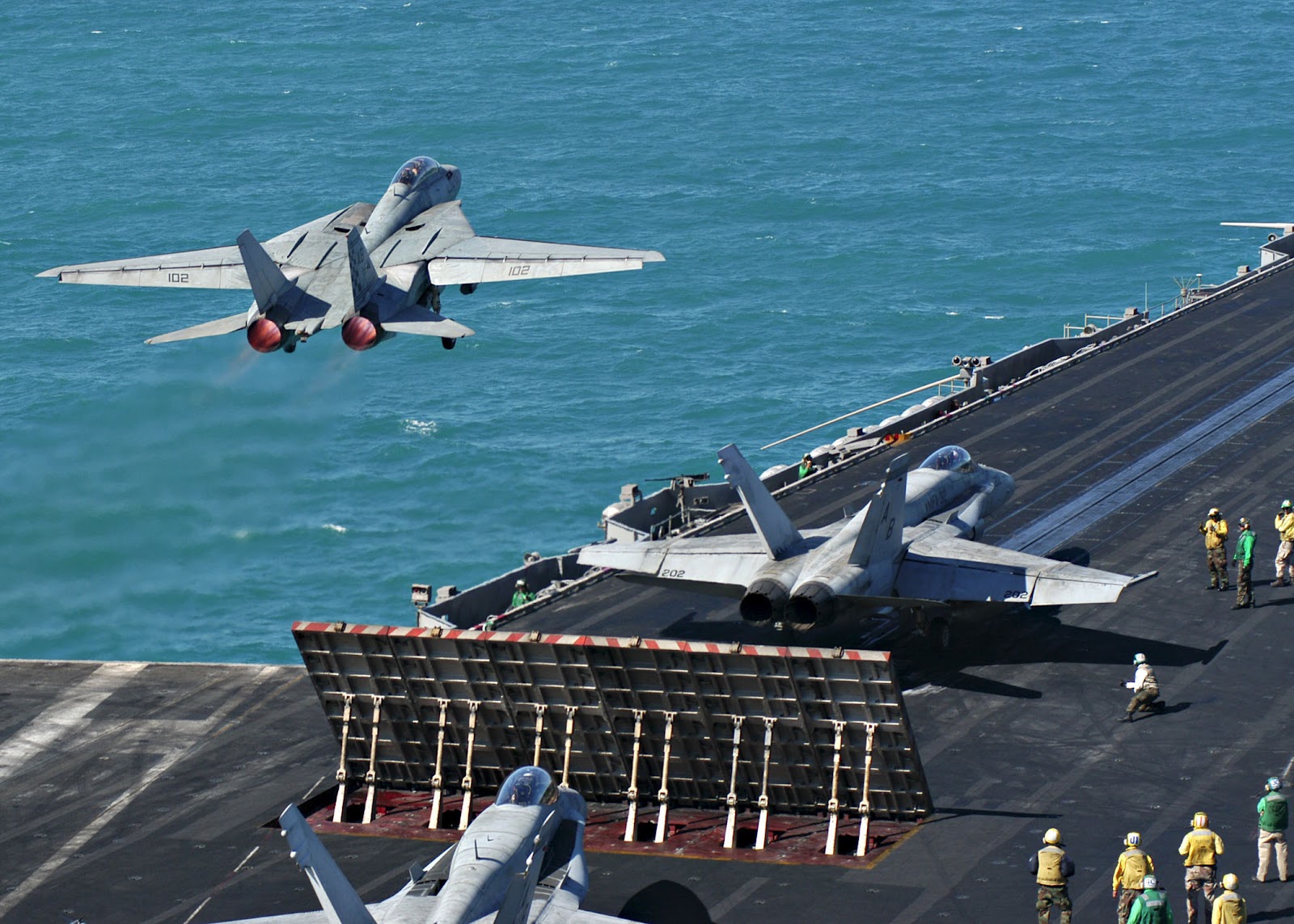 Navy Matters: Carriers - It's the Air Wing that Matters