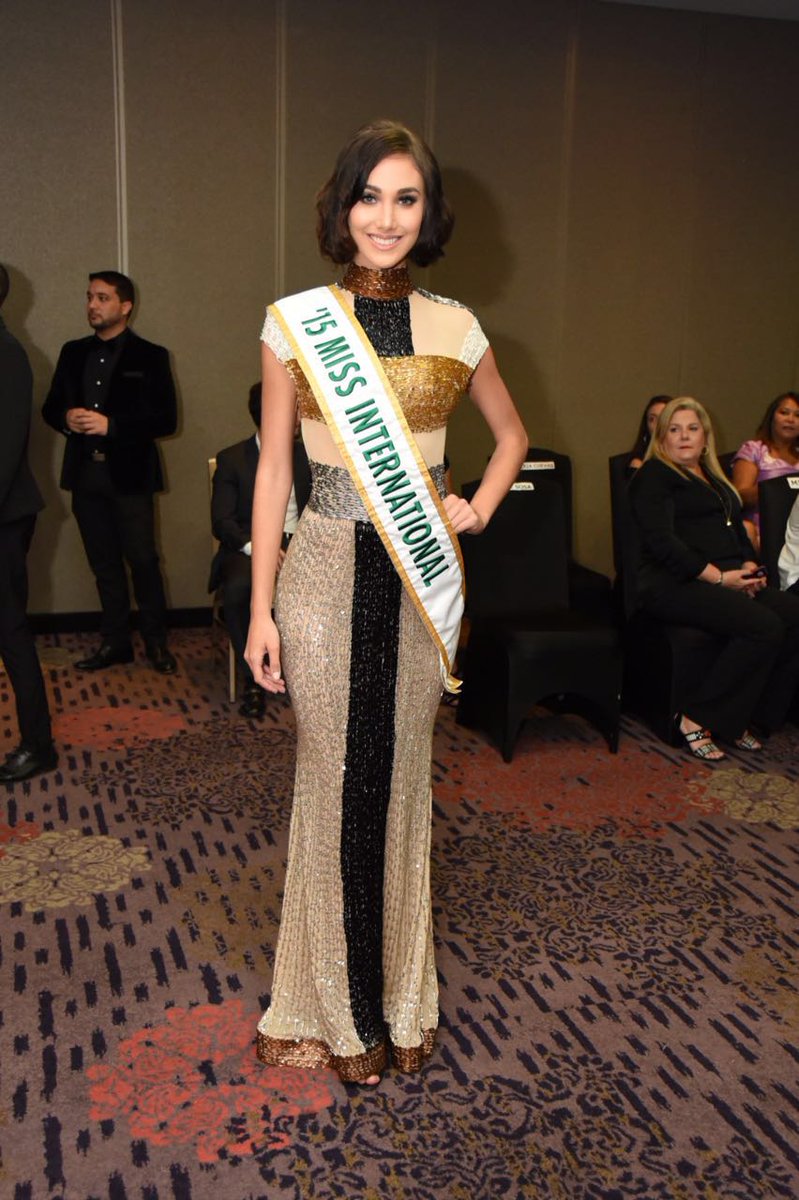 Reinas del Mundo: Daniela Ochoa es Miss International Panamá 2016.