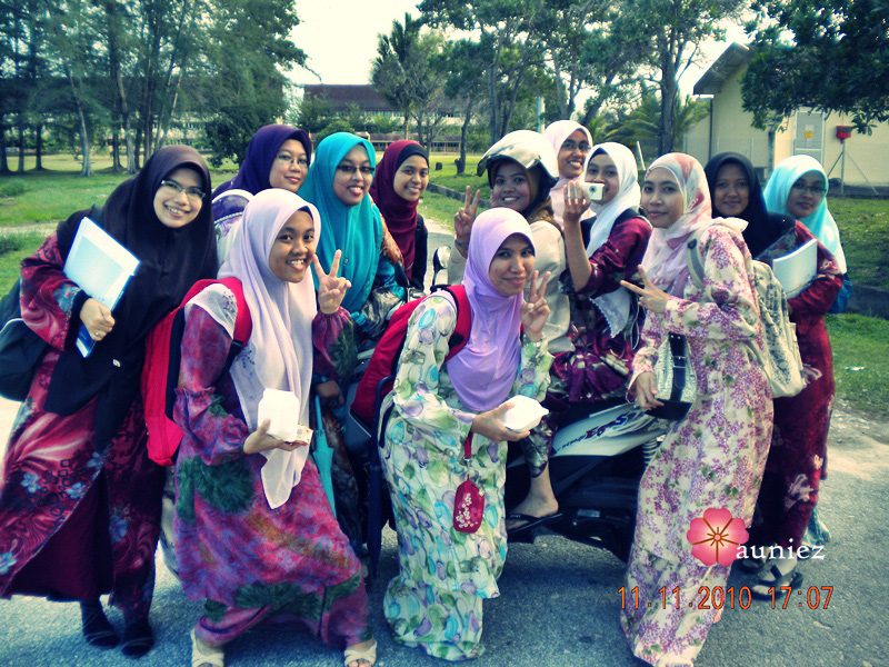 aunieZ: Contest 001 (UniSZA)