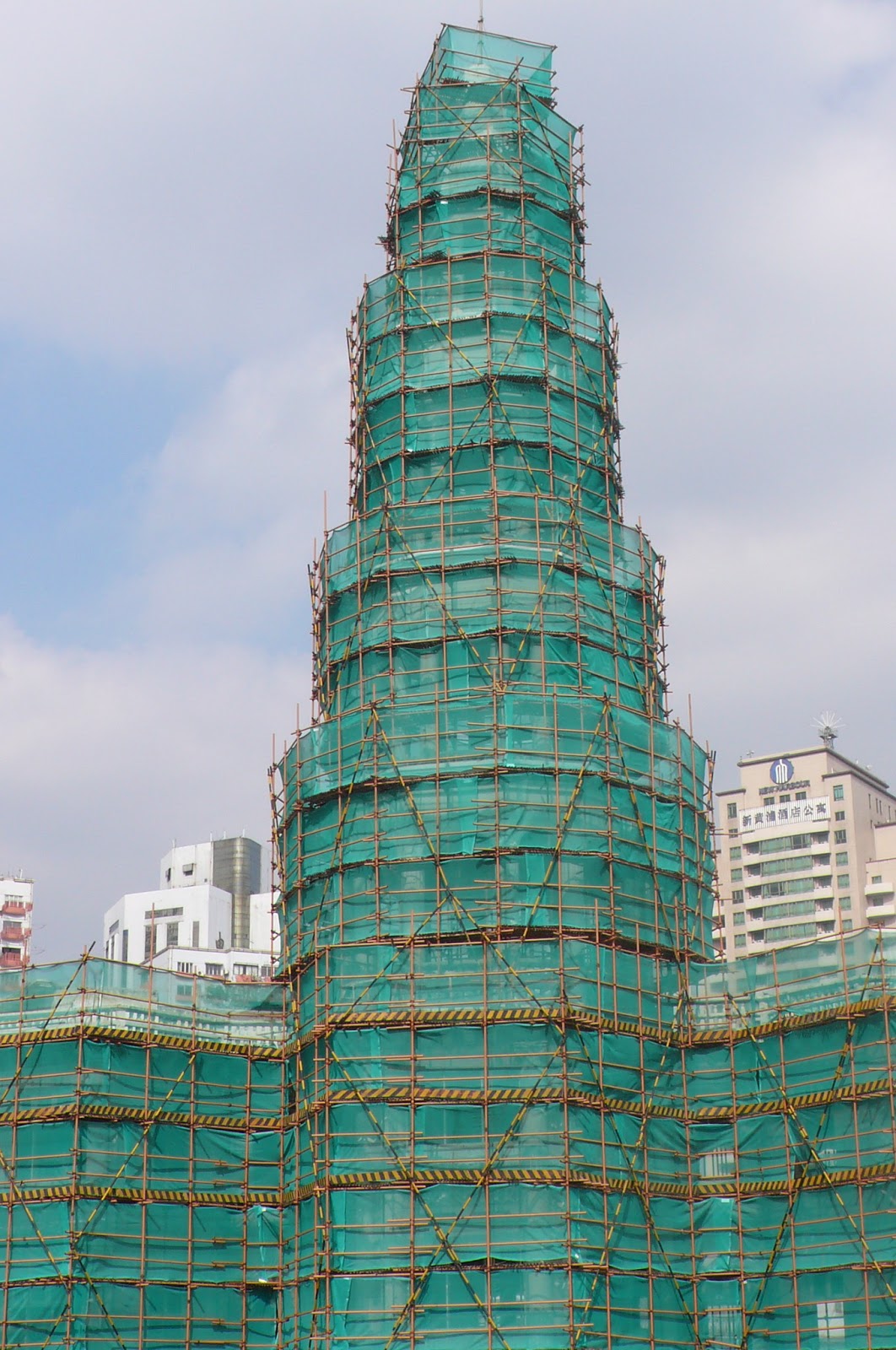 Foreigner's Cabinet of Chinese Curiosities: the marvelous inside the ...
