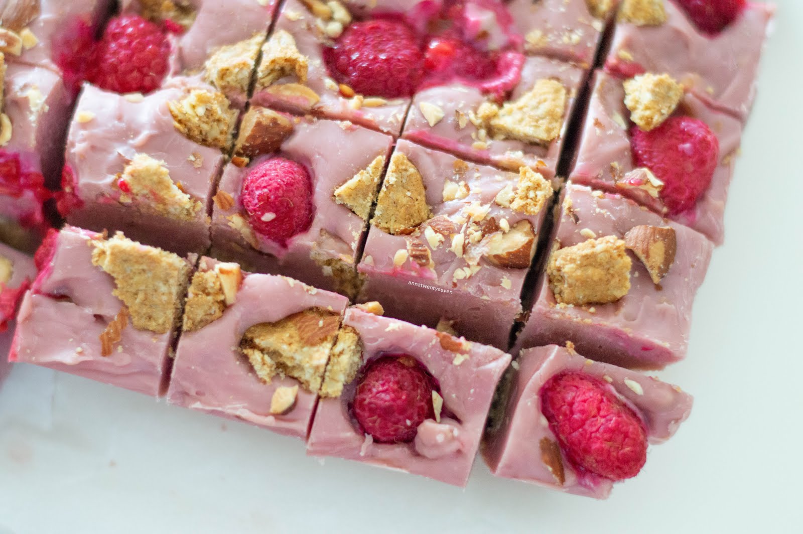 Pink Chocolate Fudge | Recipe pink 💕 | Anna Twenty Seven