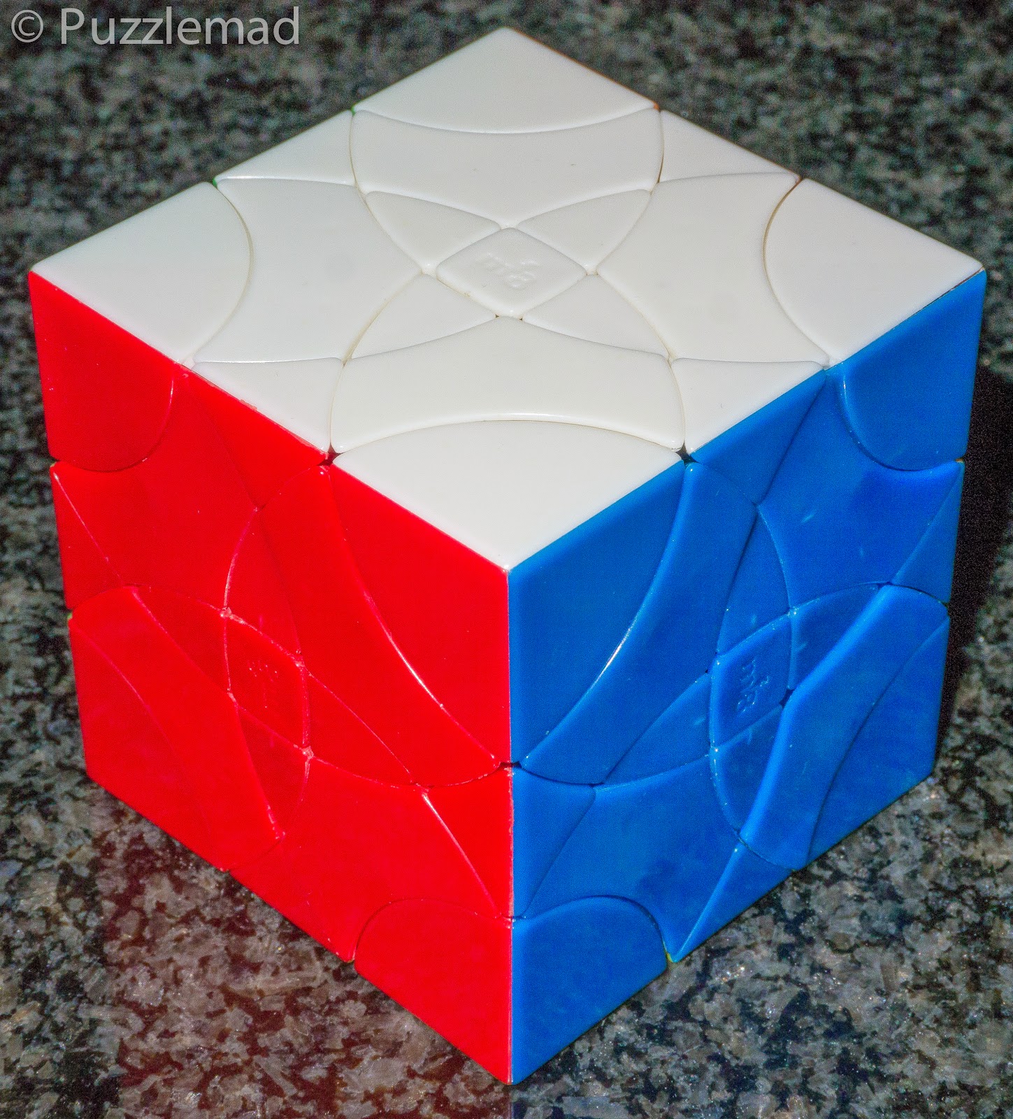 PuzzleMad: The Curvy Copter Taken to Extremes - It's Still Great Fun!