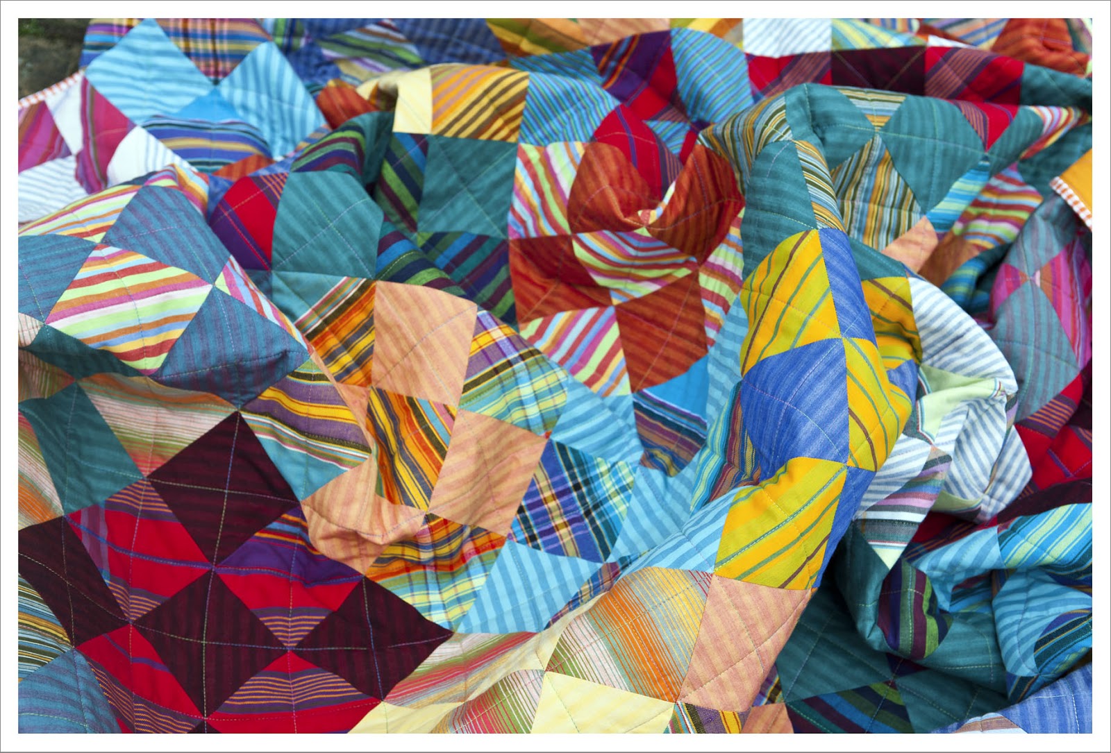 needles and lemons: On point - a finished quilt