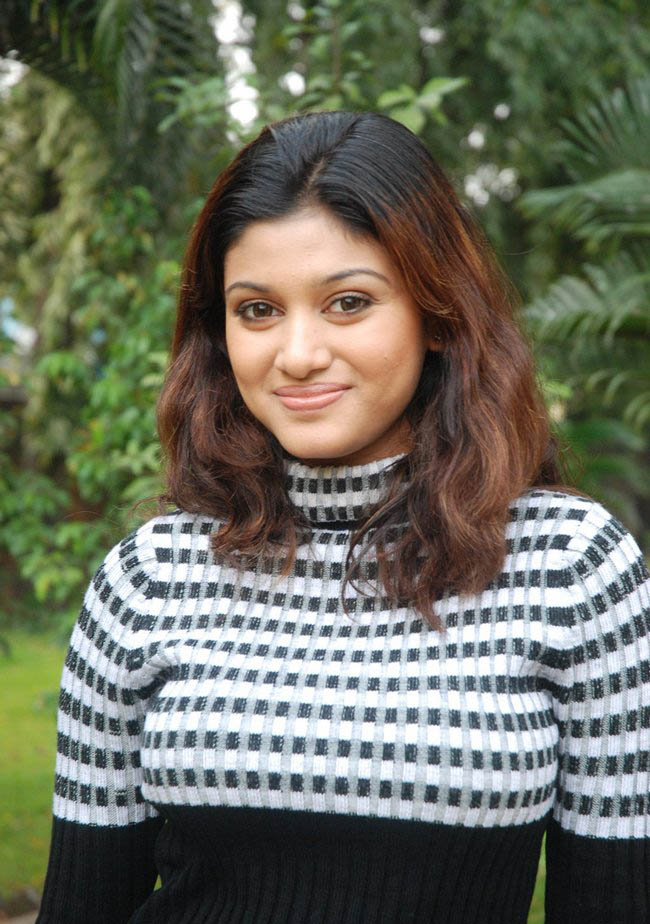 Marina Tamil Movie Actress Oviya New Picture Gallery - Actress shOts